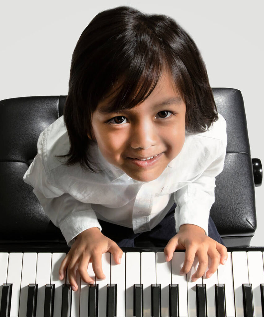 Piano, Guitar and Violin Lessons at our Bay Area Music School